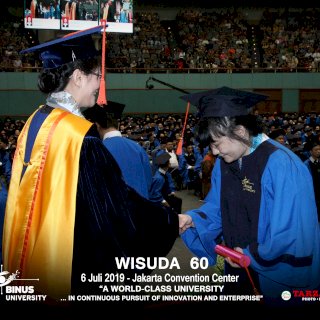 Maria Marsha Alina Puika | Graduation